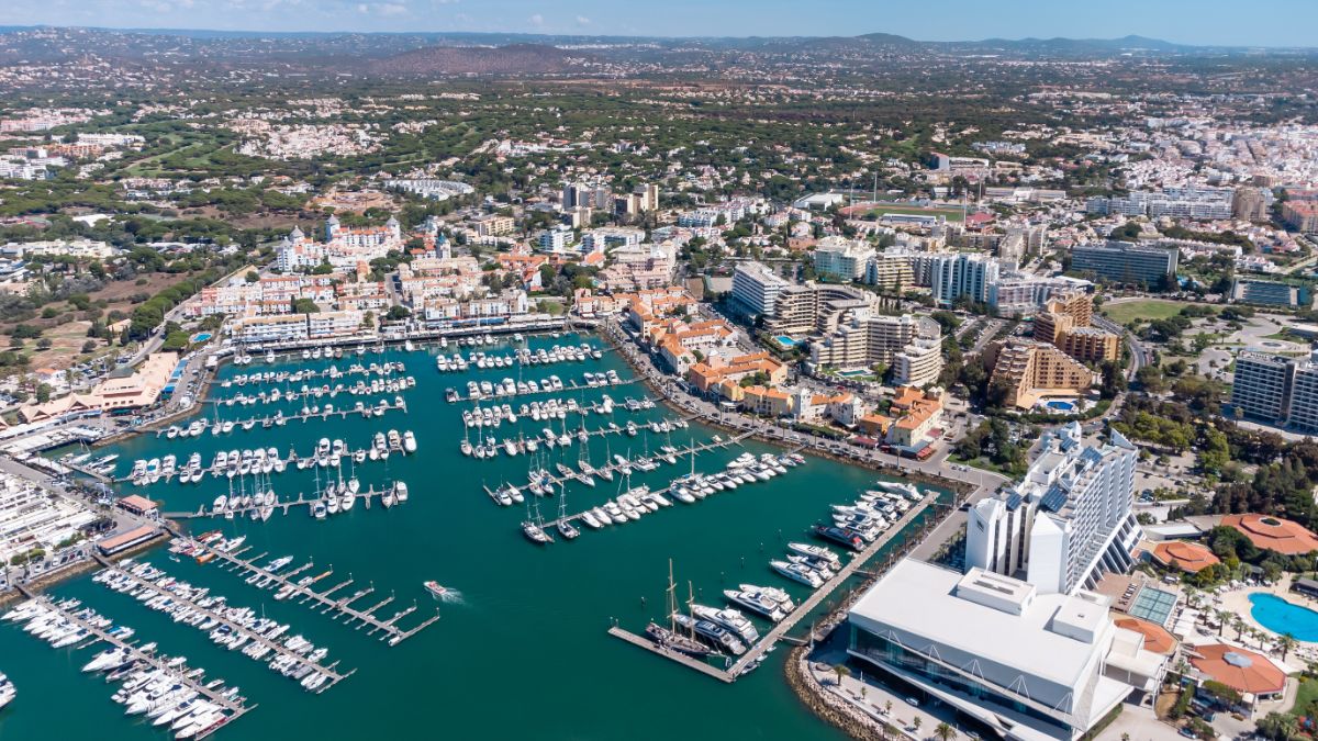 Vilamoura Holidays - Hotels, flights and transfers